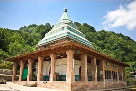 آرامگاه شیخ زاهد گیلانی گیلان