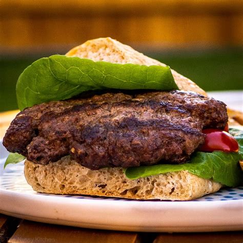 Simple Homemade Barbecued Beef Burgers No Egg The Nessy Kitchen
