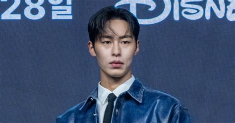 로얄로더 이재욱 표현하지 않아야 했던 캐릭터이전과 180도 달라졌다