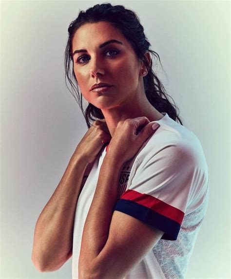 Pin By Josh Fernandez On Uswnt Alex Morgan Alex Morgan Soccer