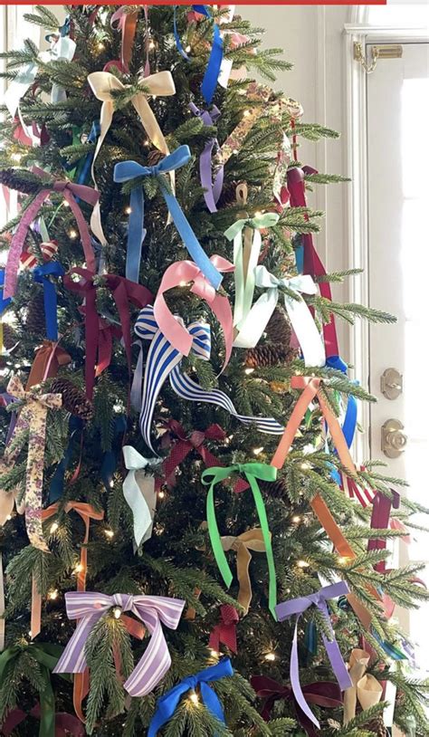 Tree Color Ribbon