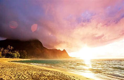 Tunnels Beach Makua Kauai Snorkeling Paradise With Underwater Lava