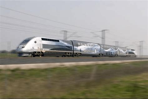 法国agv v150和日本e5高速动车组简介 word文档在线阅读与下载 无忧文档