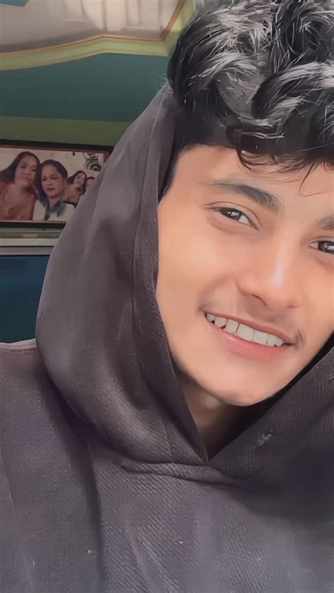 P R I N C E 💙 তোমার প্রিয় ফুল কি 🌝🤍 Itz Prince 999 Instagram Instagood