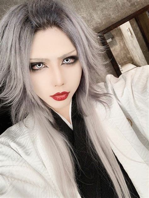 Pin By Armin Spuhler On Love Hair Styles Hair Makeup Visual Kei