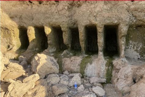 Receding Water Levels In The Tigris And Euphrates Rivers Reveal Artifacts Sites And A 3400