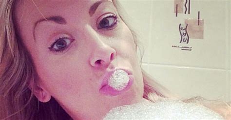 Mum To Be Says Pregnancy Addiction To Eating Bubbles Was Better Than