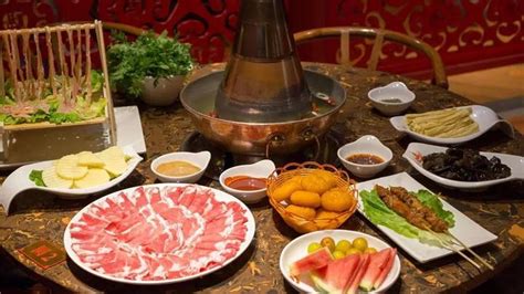 来北京旅游必吃的美食之 老北京涮羊肉 低音号语音导游 知乎