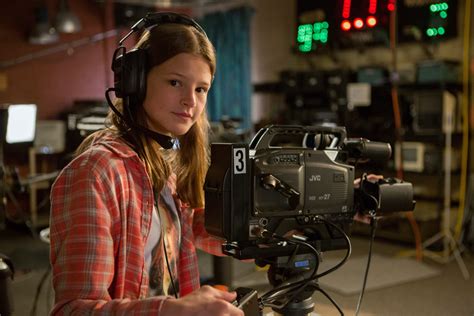 Everything Sucks Star Peyton Kennedy On Cancellation And Season 2