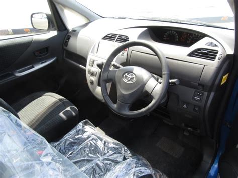 Used TOYOTA RACTIS G L PANORAMA PACKAGE 2010 3 33662 DELIGHTS