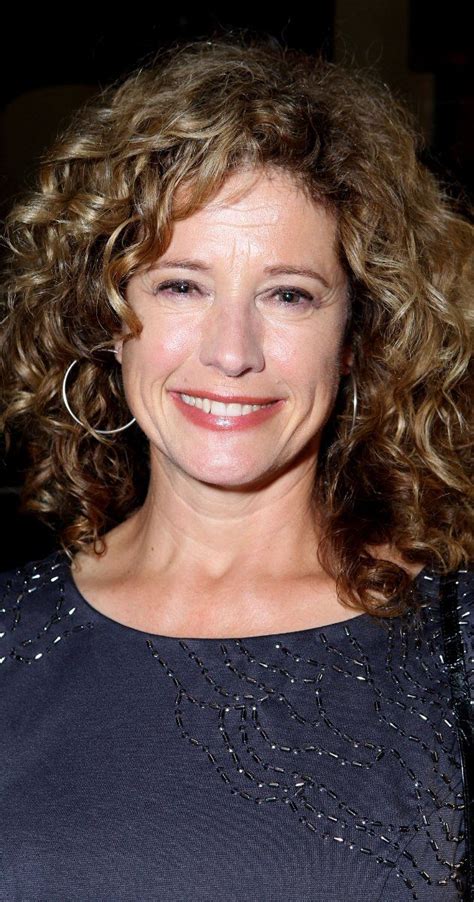 Pictures And Photos Of Nancy Travis Nancy Travis Hair Styles Curly Hair Styles