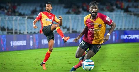 East Bengal লাল হলুদ জার্সিতে এবার কলকাতা লিগে হীরা ও সার্থক