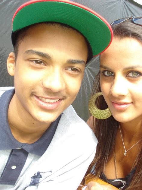 Isabelle Wright Is Fundraising For Voluntary Service Overseas