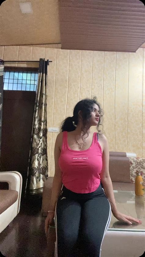 Jessica Walia Jesswaliaxo • Instagram Photos And Videos