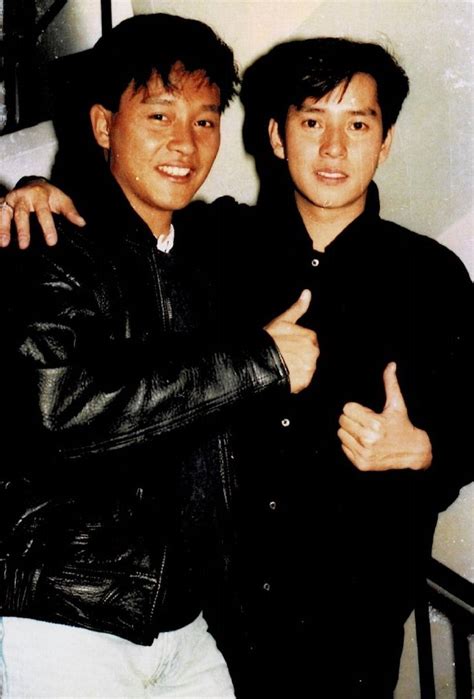 1985年1月1日張國榮獲獎香港電台的八四年度娛樂圈十大當紅人物選舉 媒体旧闻 资讯旧闻 张国荣足迹站