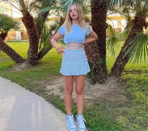 Ecrin Su Coban Devamı 30 Upvote De R Turkunlufoto