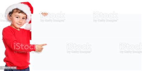 어린이 아이 소년 크리스마스 산타 클로스 포인팅 빈 배너 Copyspace 가리키기에 대한 스톡 사진 및 기타 이미지 가리키기 간판 공란 Istock