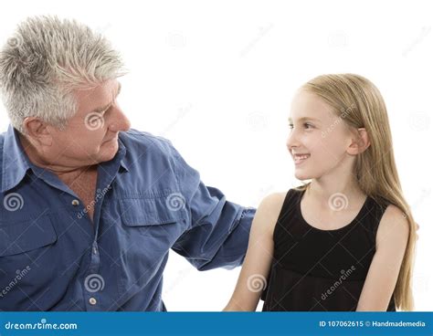 Vader En Dochter Stock Afbeelding Image Of Vrolijk 107062615
