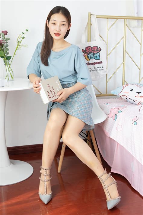 Fetishmedia物恋传媒 No 952 Wen Qing Models Vibe