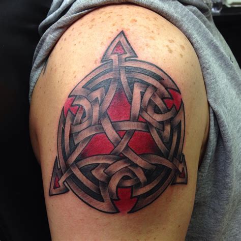 55 Best Irish Tattoo Designs Meaning Style Traditions 2019