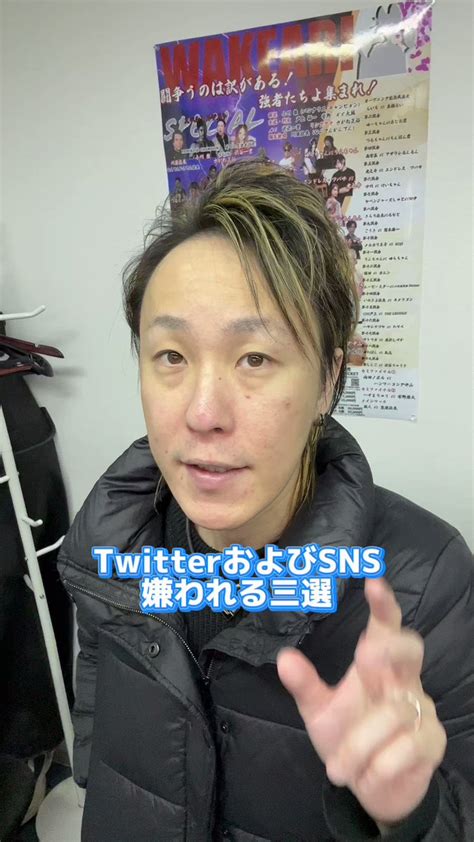 白石貴子 On Twitter Rt Togamisenpai 今日の重大発表はドイツ銀行の閉鎖！あとは中卒物語がアニメ化？そして昨日