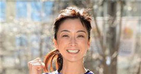 楽天・稼頭央の妻、松井美緒が初フルマラソン！愛のシューズで「完走したい」（13ページ） イザ！