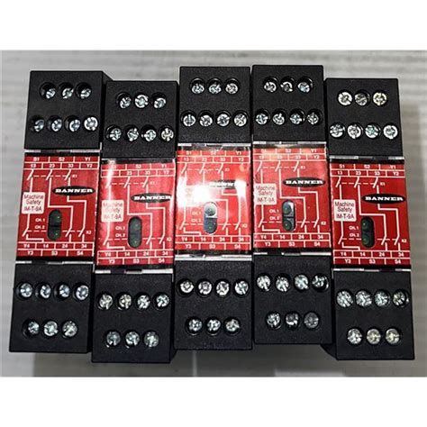 Lot Of 5 Banner Im T 9a And Im T 11a Safety Relays