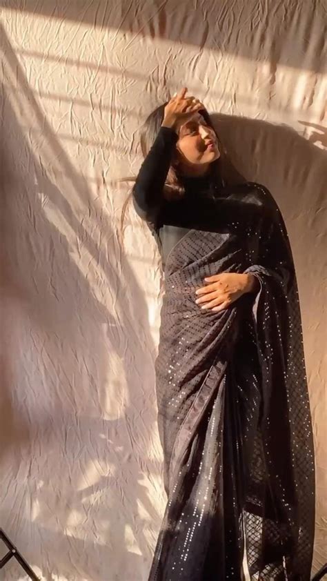 Very Affordable Saree For Farewell Party From Meesho Under 600 Inr