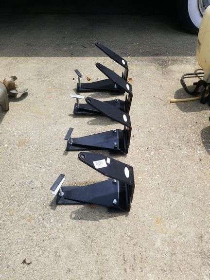 4 Mounting Jack Brackets Trice Auctions