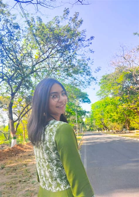 struggling to get noticed on linkedin here s how to fix it want more… anushka singh