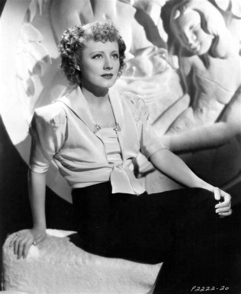 Pin By Karen Haskett Board On Old Hollywood Irene Dunne Classic Hollywood Hollywood