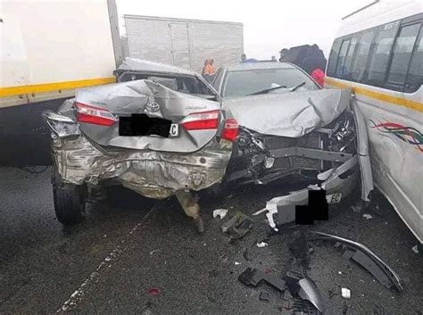13 Vehicles In A Crash In Poor Visibility On The N2 Road Between Qonce