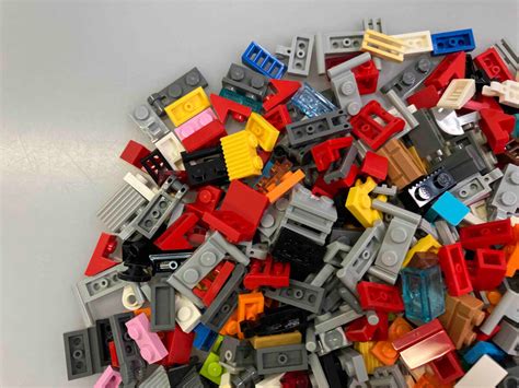 Legoレゴ 小さなパーツ 色々 大量 まとめ売り タイル 1×2 ブロック 他中古のヤフオク落札情報