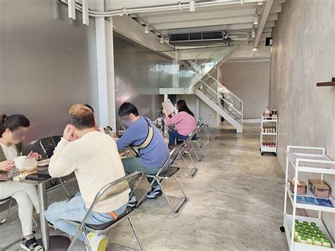 台中烏日｜morni莫尼早餐 烏日三榮店｜超美文青風裝潢早餐店．中西式早餐都有提供 茵芸旅食中