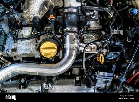 Car Engine Gasoline Engine And Car Engine Structure During Technical Inspection High Quality