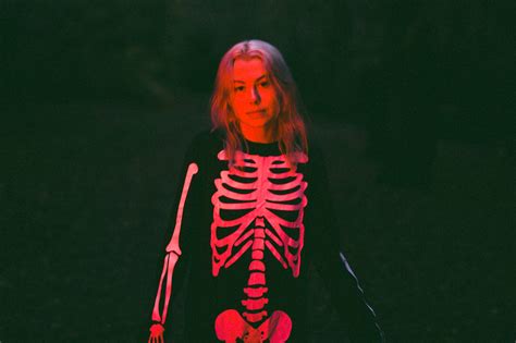 Phoebe Bridgers Anuncia El Fallecimiento De Su Padre Protagonista De