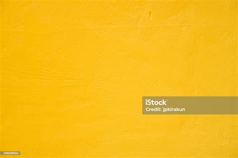 노란색 콘크리트 텍스처 는 배경에 세부 사항입니다 벽돌 벽과 복사 공간을 페인트합니다 0명에 대한 스톡 사진 및 기타 이미지 0명 건축물 공란 Istock