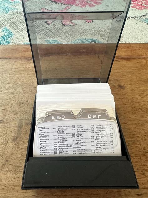 Small Vintage Rolodex With Dividers And Cards Plus Lucite Lift Up Lid