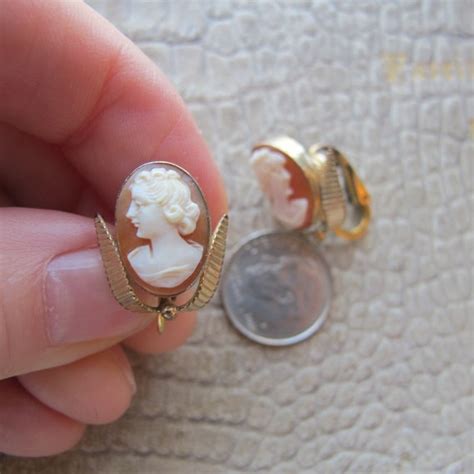 1940s Italian Shell Cameo Gold Filled Clip Back On … Gem