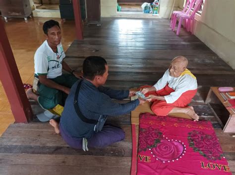 သူငယ့်ချောင်ကျေးရွာအုပ်စုတွင် အသက် ၈၅ နှစ်အထက် သက်ကြီးဘိုးဘွားများအား