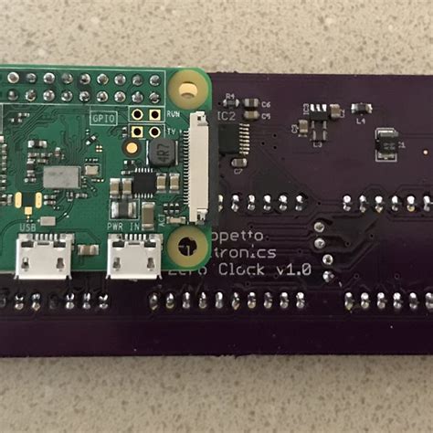 Raspberry Pi Zero W Desk Clock