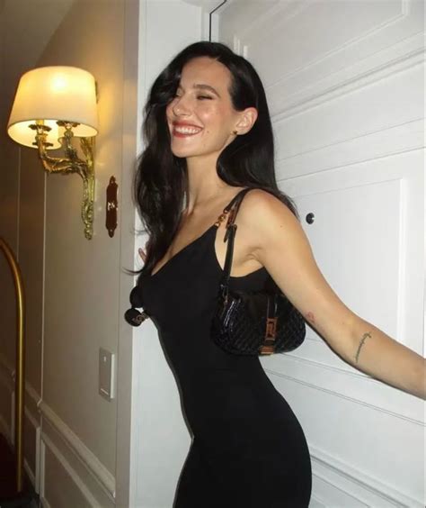 Devon Carlson Devon Carlson Devon Lee Style