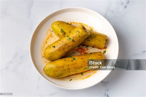 전통적인 터키 요리의 고기로 채워진 호박 터키어 이름 에틀리 카박 돌마시 건강한 생활방식에 대한 스톡 사진 및 기타 이미지