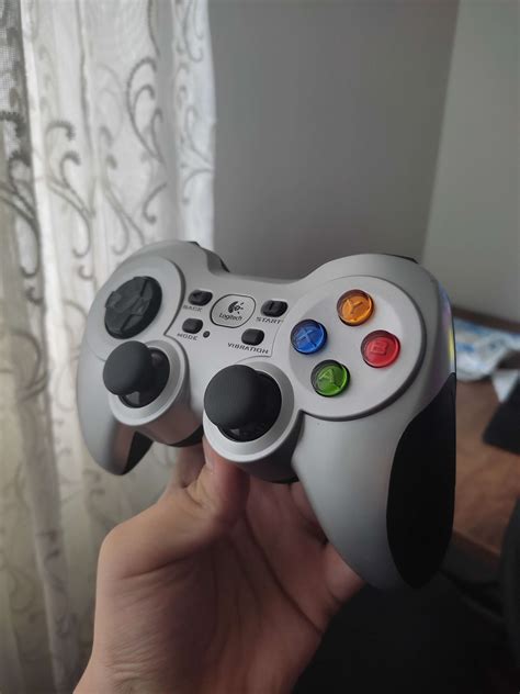 Logitech F710 Gamepad | Donanım Arşivi Forum