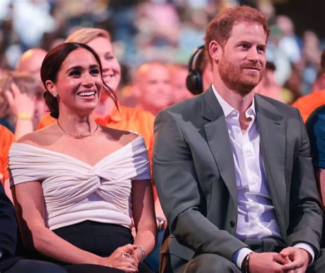 Meghan Markle Asked For Guidance From Princess Dianas Grave Us Weekly