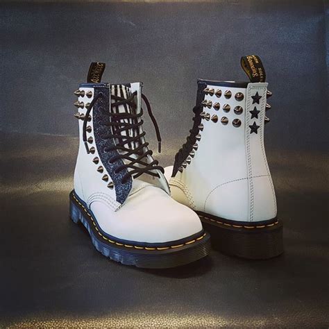 Bekijk Deze Instagram Foto Van Dressedvr • 39 Vind Ik Leuks Boots