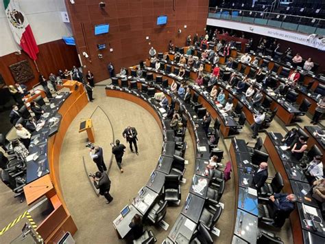 Senado Guarda Un Minuto De Silencio Por Muerte De Miguel Barbosa