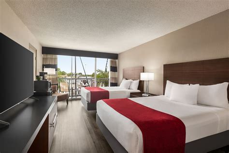 Ramada By Wyndham Sarasota Waterfront Sarasota Fl Hotels