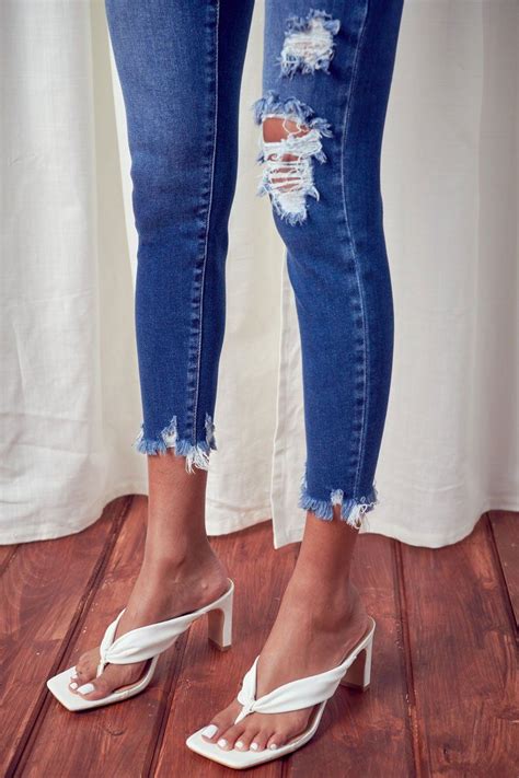 Gloria Skinny Girl Telegraph