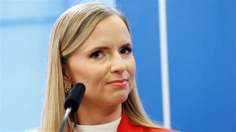 Sara Skyttedal lämnar KD och blir vilde litar inte på Ebba Busch